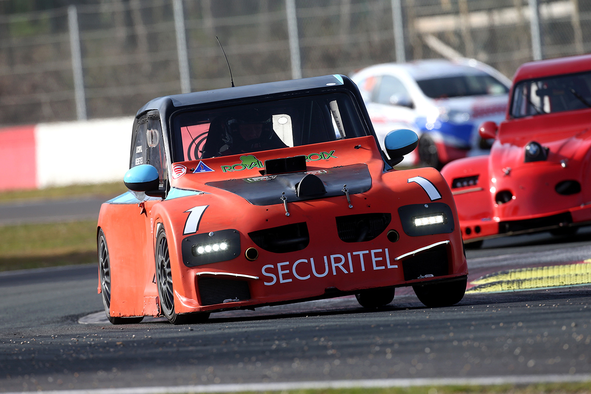 2CV Racing Cup met twee keer 6 Uur van Mettet • RallyandRaces.com