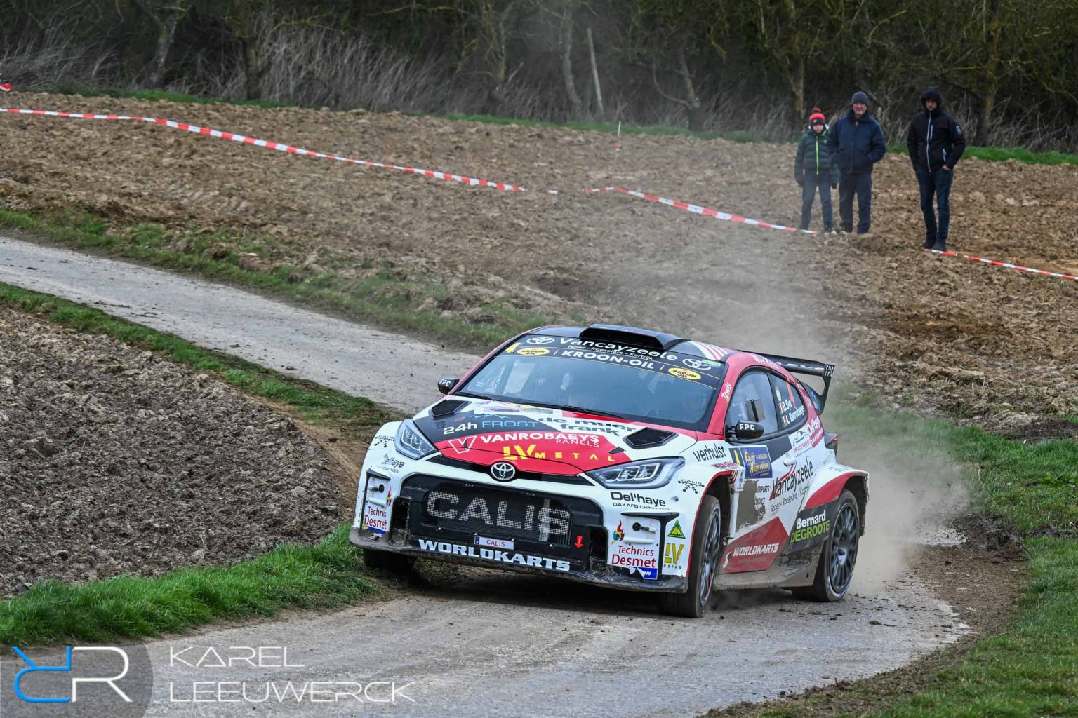 Grégoire Munster, Erik Caïs en Jos Verstappen aan de start van de ...